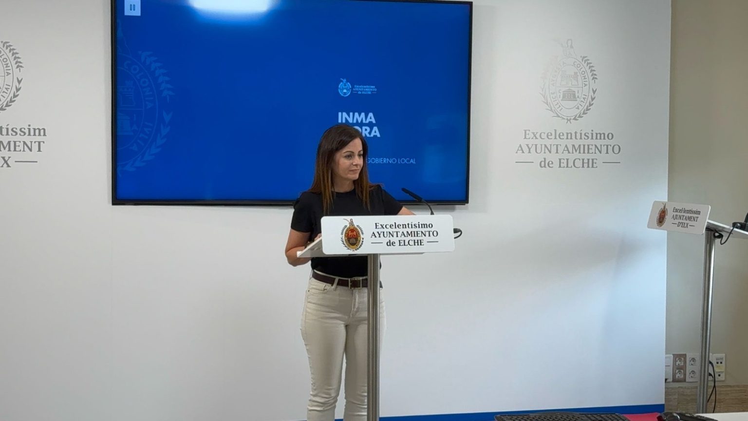 Laura Rodrigo, de la Comisión Sector V Zona Sur, es la nueva Reina ...
